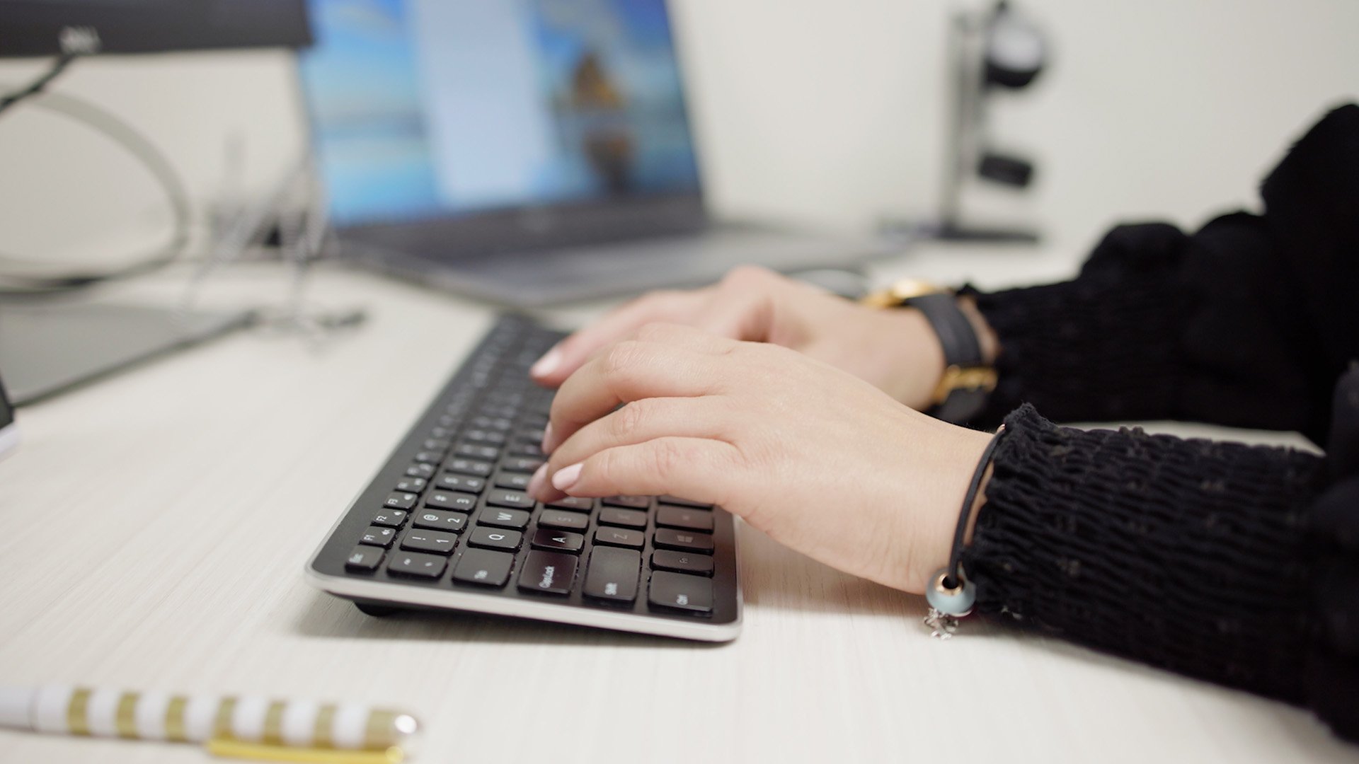 Using CDK for Two-Way Texting? Kimoby is the Superior Choice | Kimoby